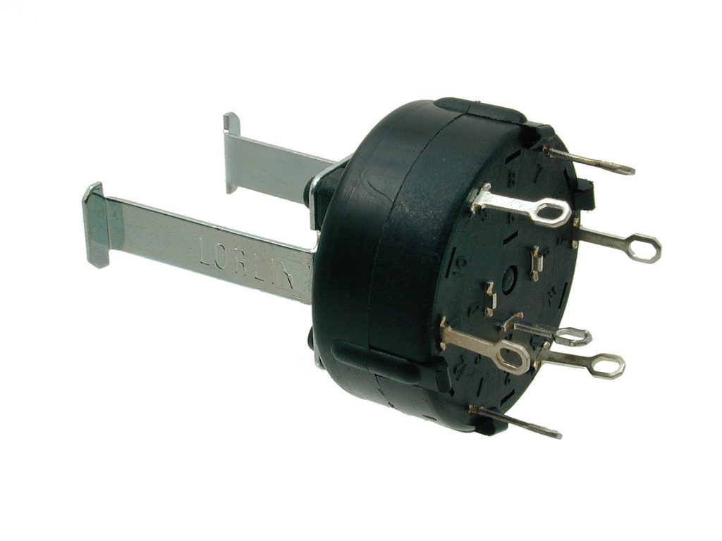 Key Switches | Multiple pole switches | 8-Disc Key Switch